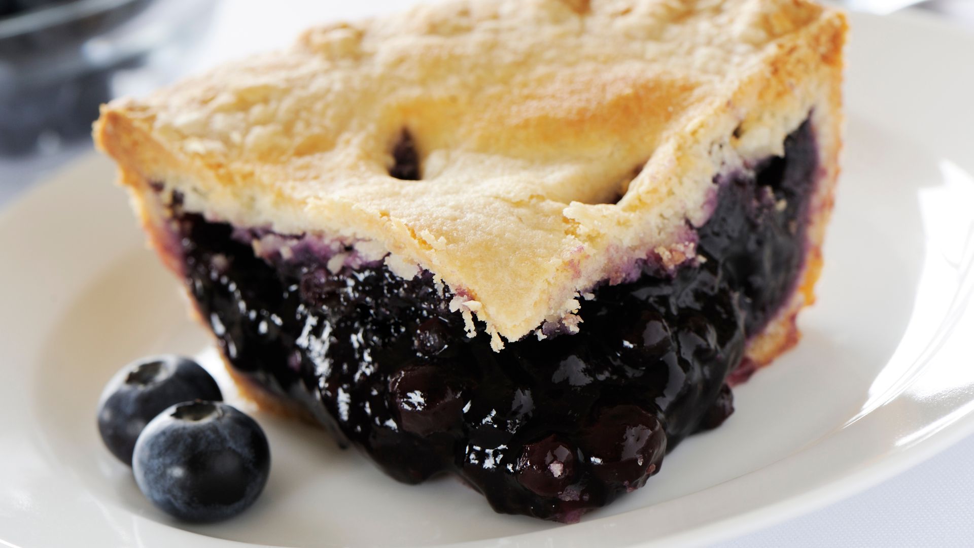 Homemade Blueberry Pie - Colin Can Help Library