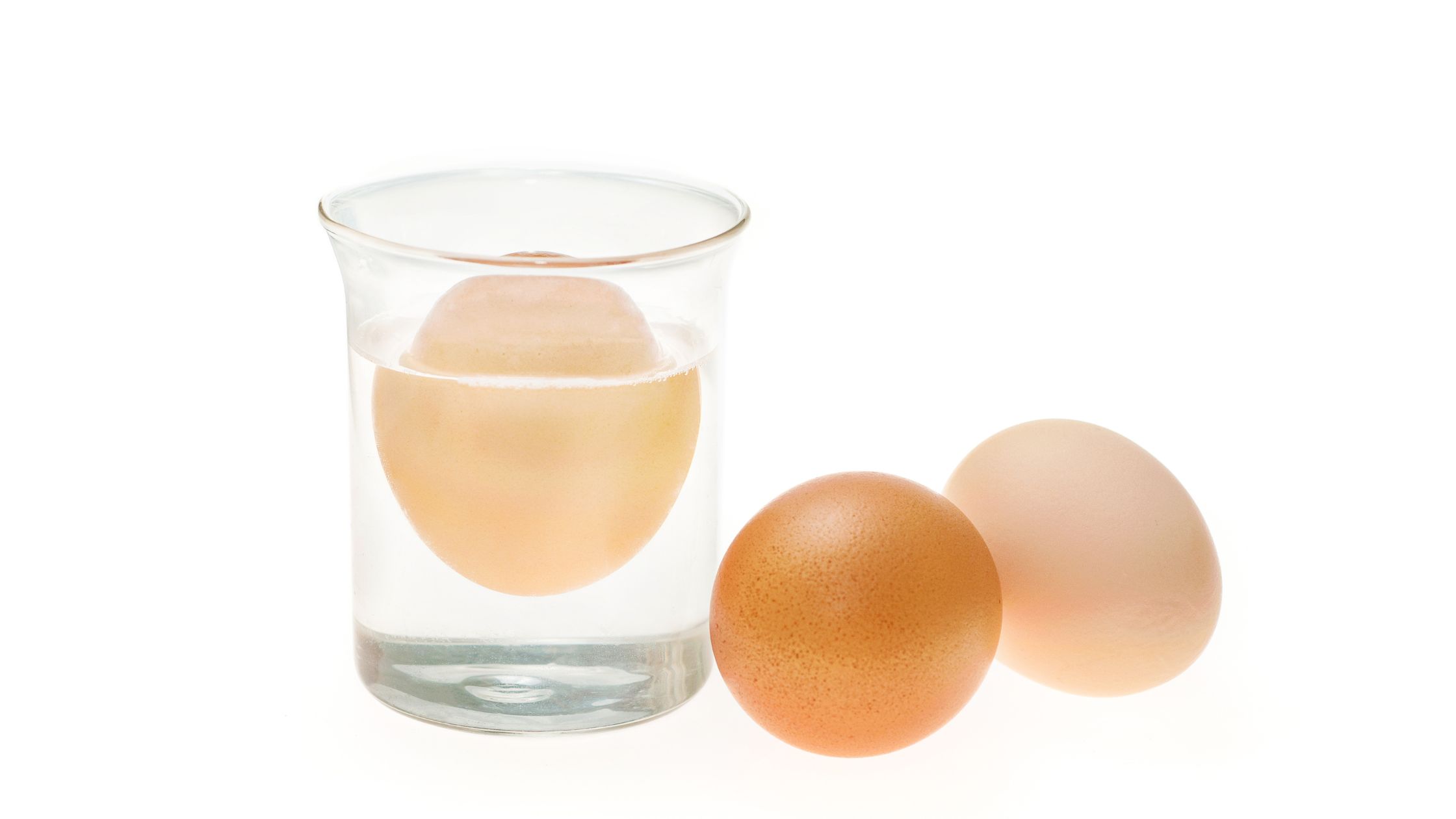 How To Tell If An Egg Has Gone Bad - Colin Can Help Library